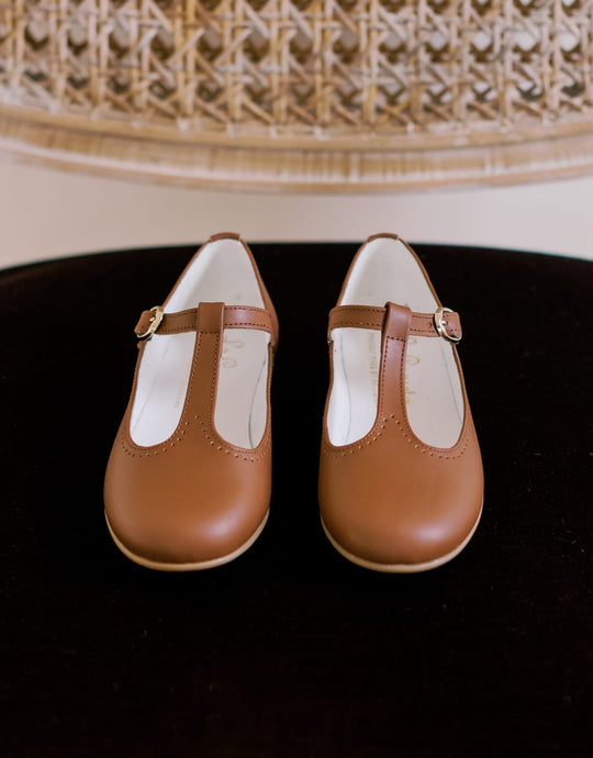 Pink Leather Girl T-Bar Shoes – La Coqueta Kids