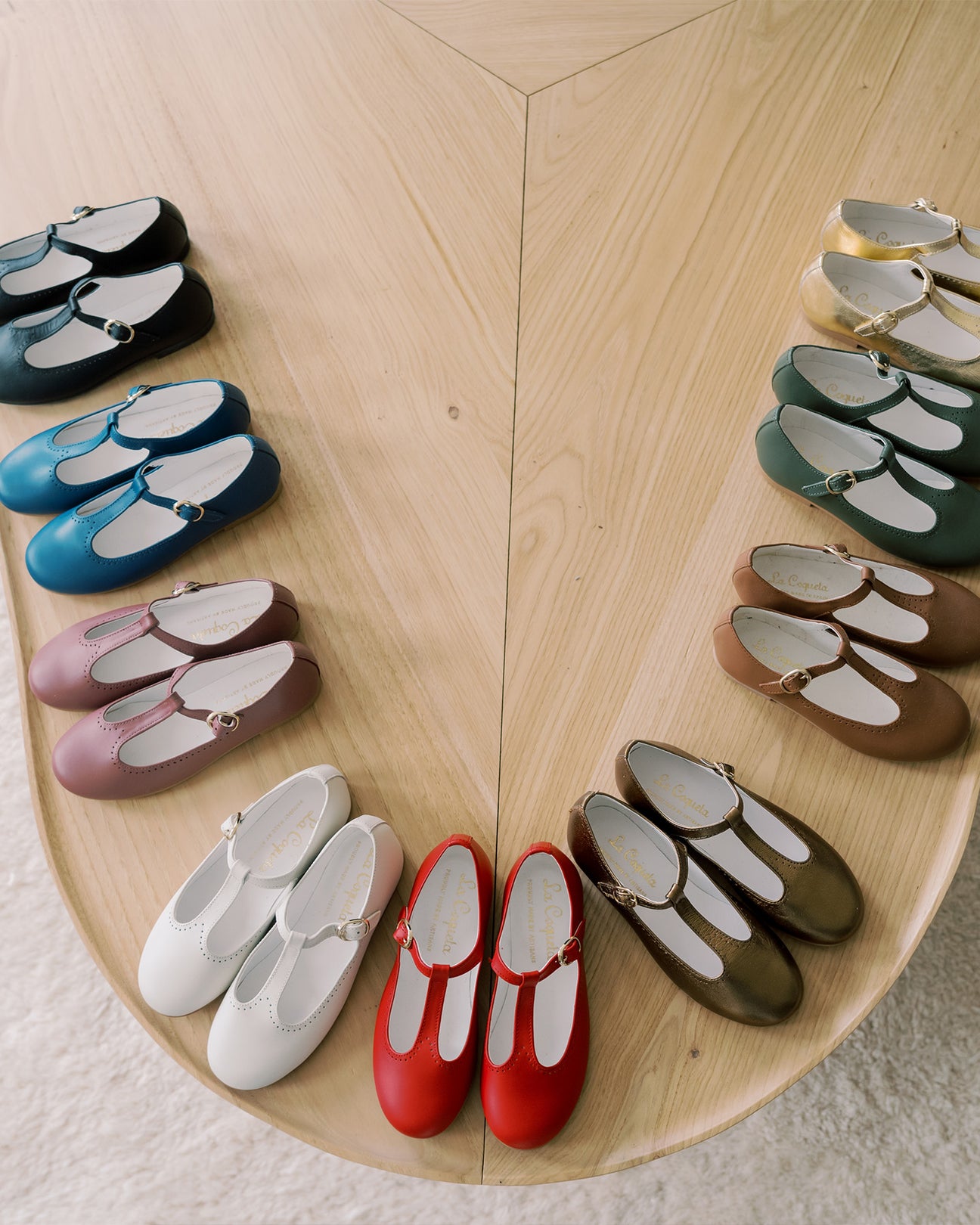 Blush Leather Girl Scallop Mary Jane Shoes | La Coqueta Kids US